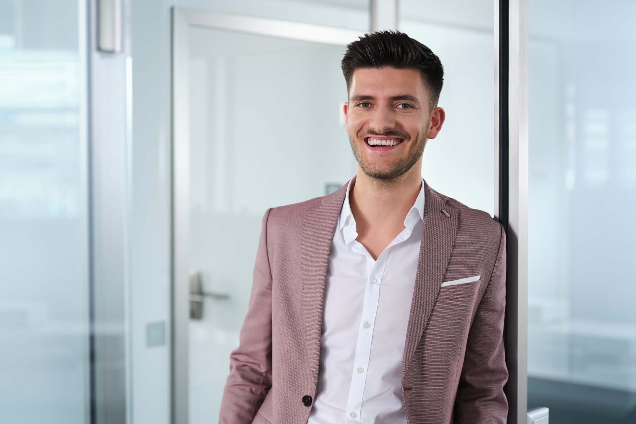 Maxon Computer - SCHNEIDER IT MANAGEMENT